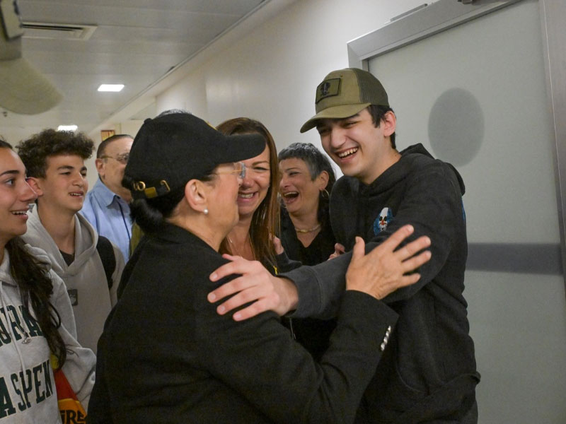 Edan Alexander greeting family members at the the Tel Aviv Sourasky ...