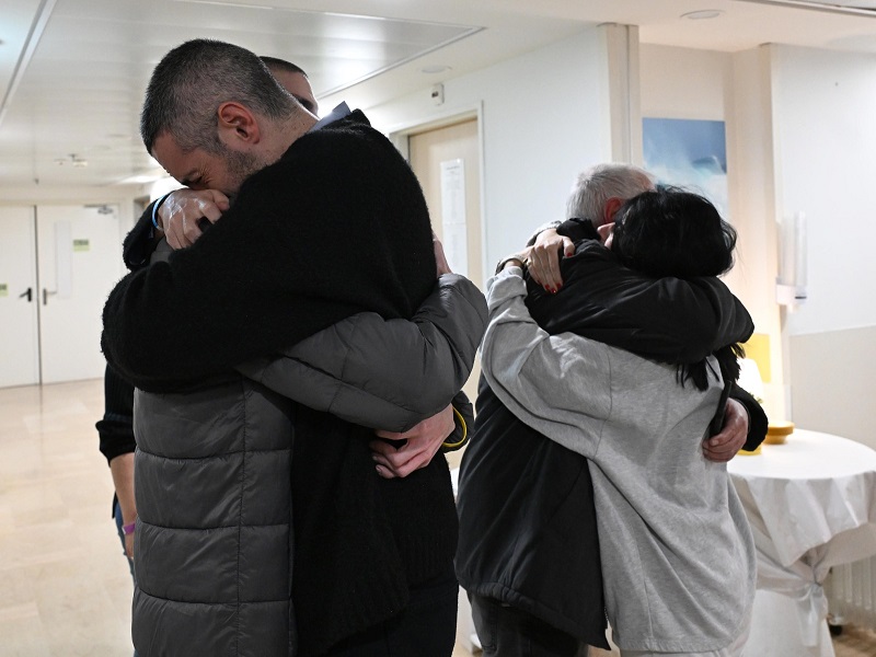 Footage of Or Levy in the emotional reunion with his family during his ...