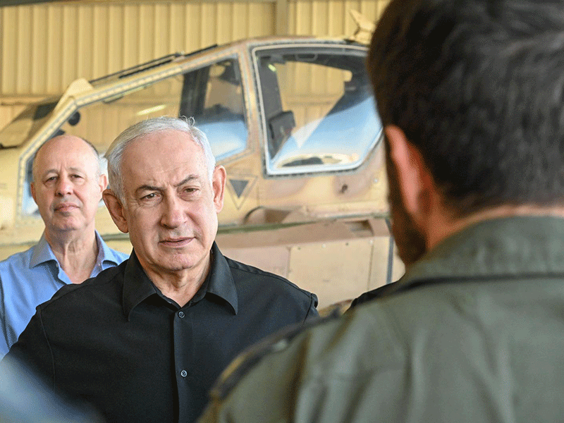 PM Netanyahu visited the Ramon Air Force Base and met with air crew ...