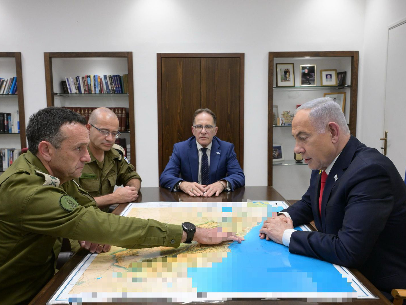 Prime Minister Benjamin Netanyahu, at the Kirya in Tel Aviv, met with ...