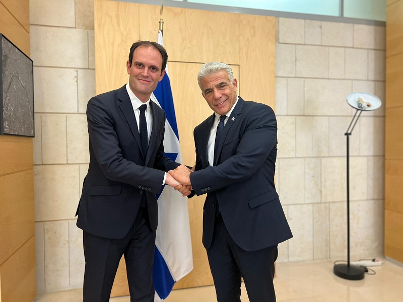 PM Lapid Meets with Head of French Jewish Community